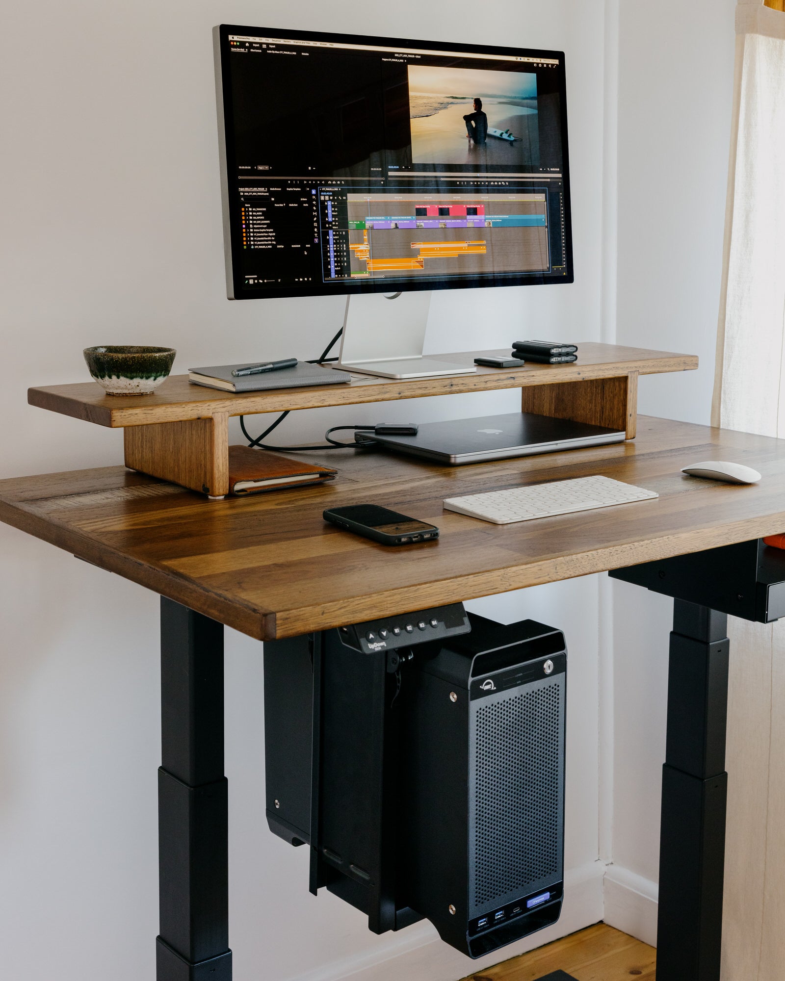 CPU Holder | UpDown Desk