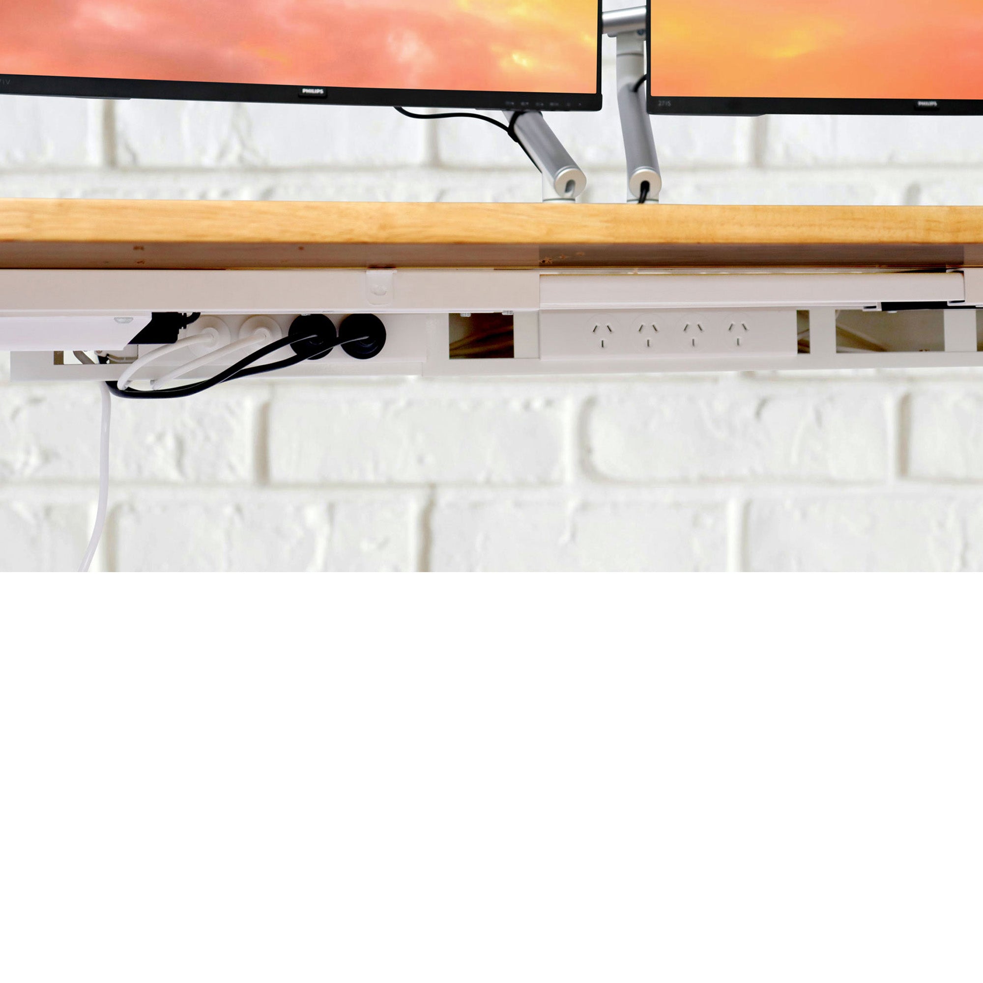 Integrated Cable Tray | UpDown Desk